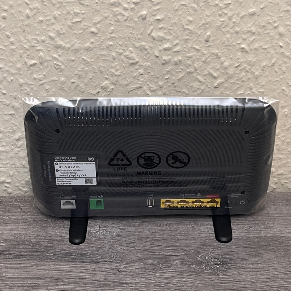 BT SMART HUB 2 WIRELESS ROUTER - NEVER USED - Own4Less